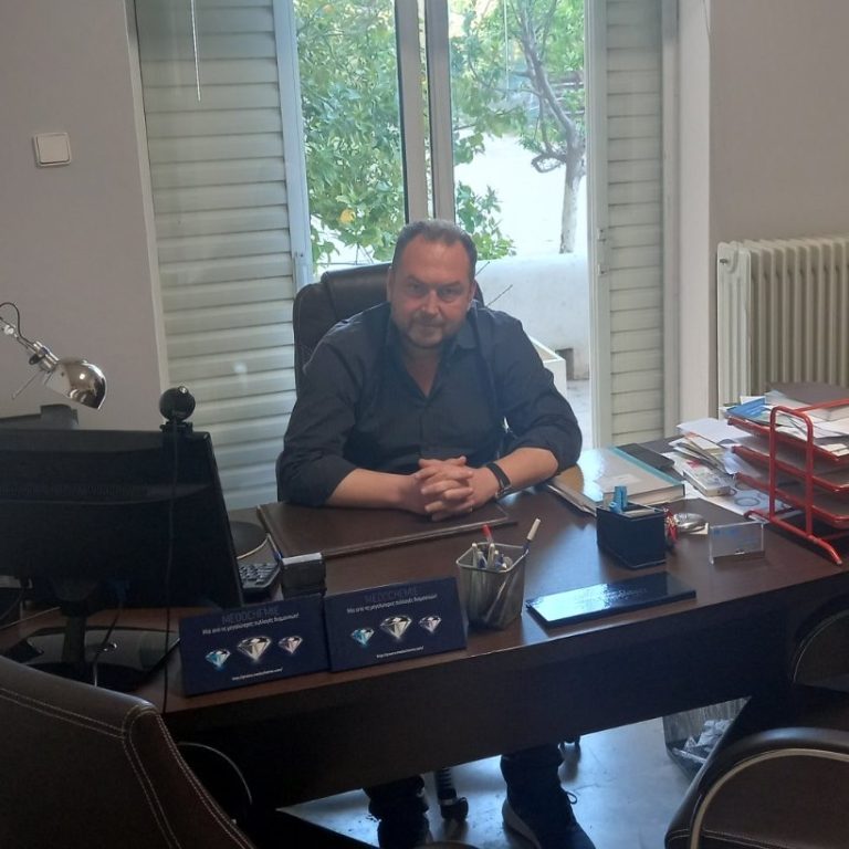 Ιατροί | Συνεργάτες Ιατροί | Ιατρικό Κωσταρέλου